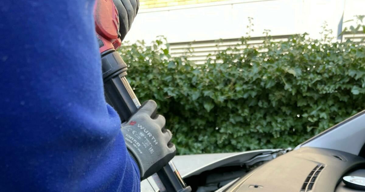 What Happens During a Windshield Replacement A Step-by-Step Guide